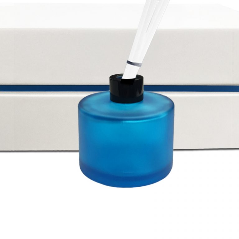 Small 100ml Diffuser – Clear w gold cap (L.16) - Luxury Candle Supplies